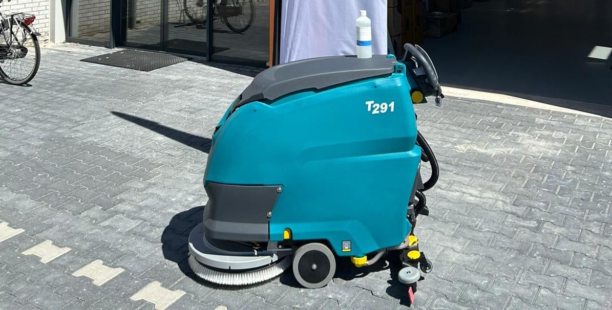 Schrobmachine Tennant T291 afgeleverd